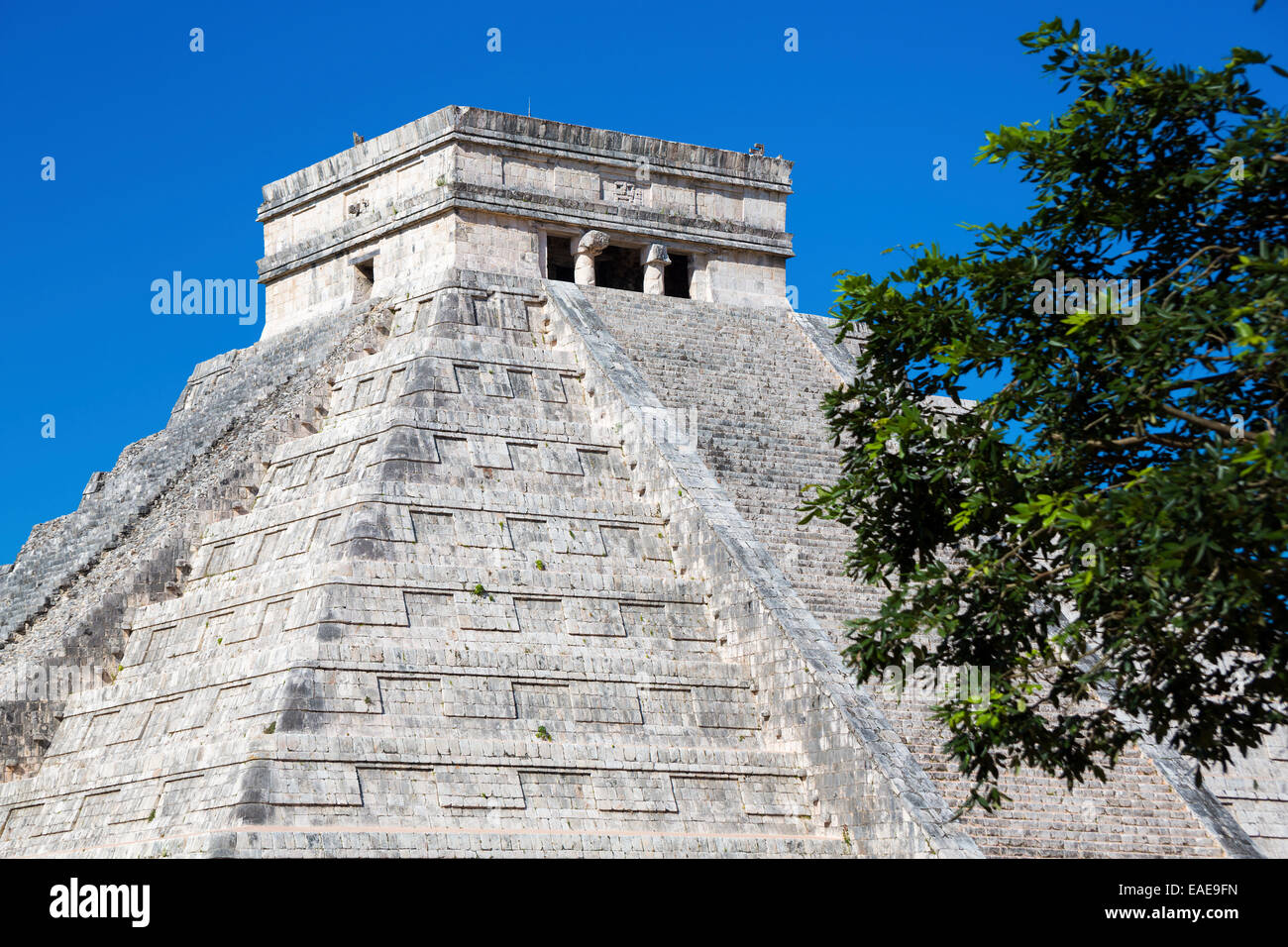 Chichen itza great pyramid -Fotos und -Bildmaterial in hoher Auflösung ...