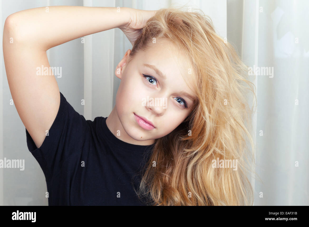 Russian teen girl -Fotos und -Bildmaterial in hoher Auflösung – Alamy