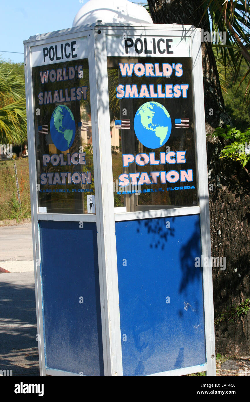 Smallest police station -Fotos und -Bildmaterial in hoher Auflösung – Alamy