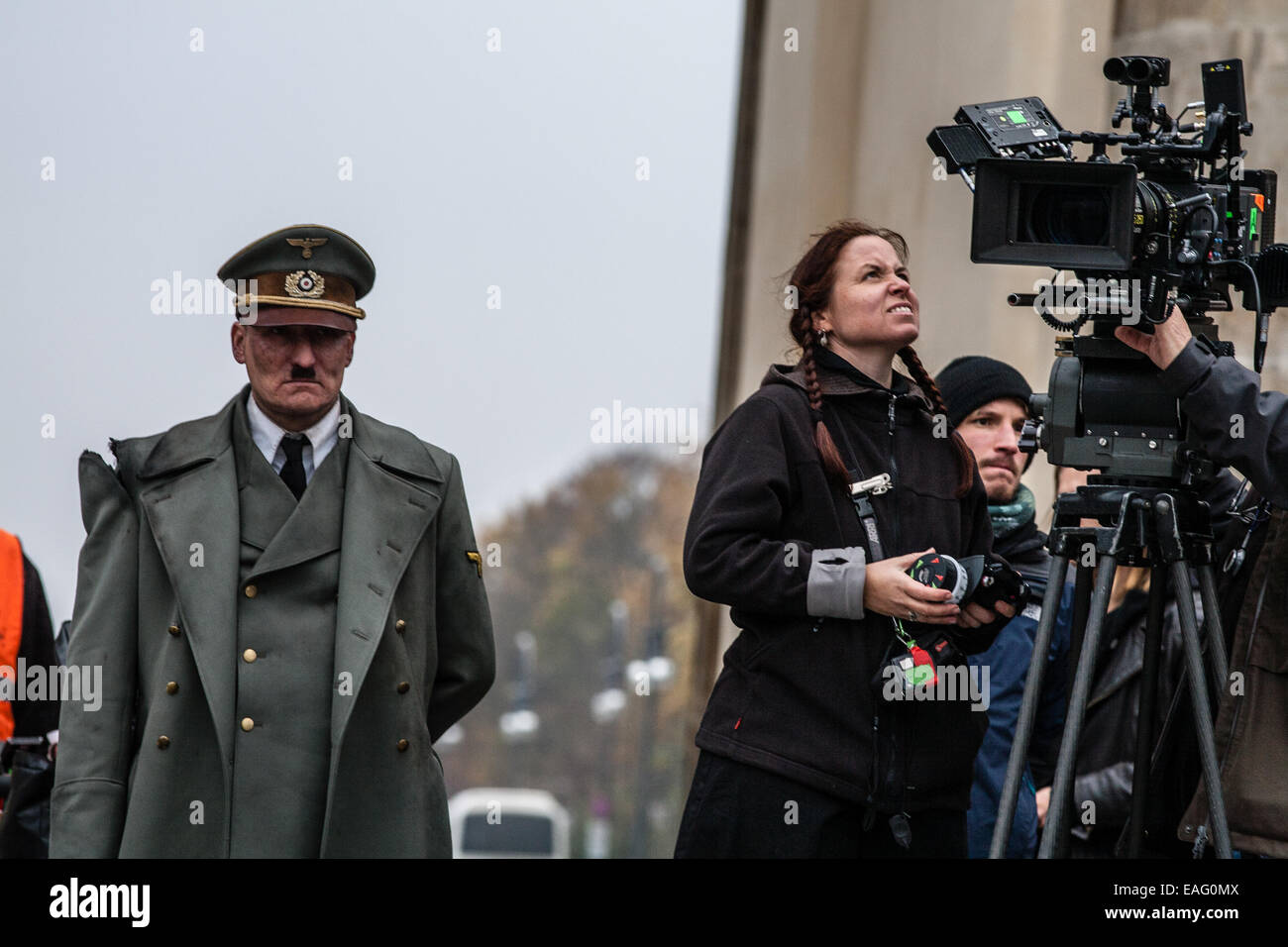 Berlin, Deutschland. 14. November 2014. Schauspieler Oliver Masucci am ...