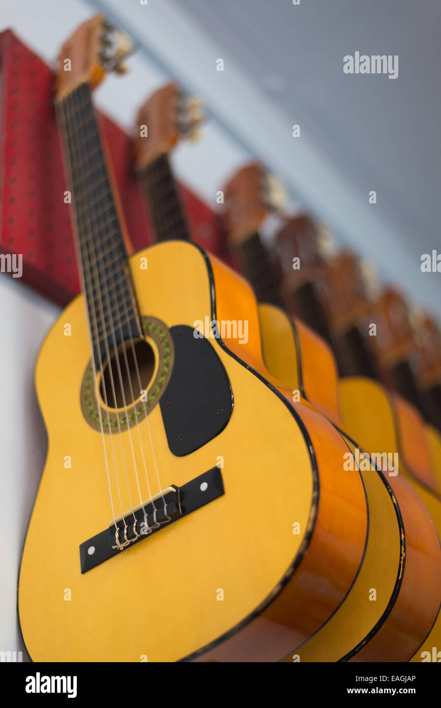 Erste leben Gitarre Gitarren Musik Schule shop wal Wiederholung closeup ...
