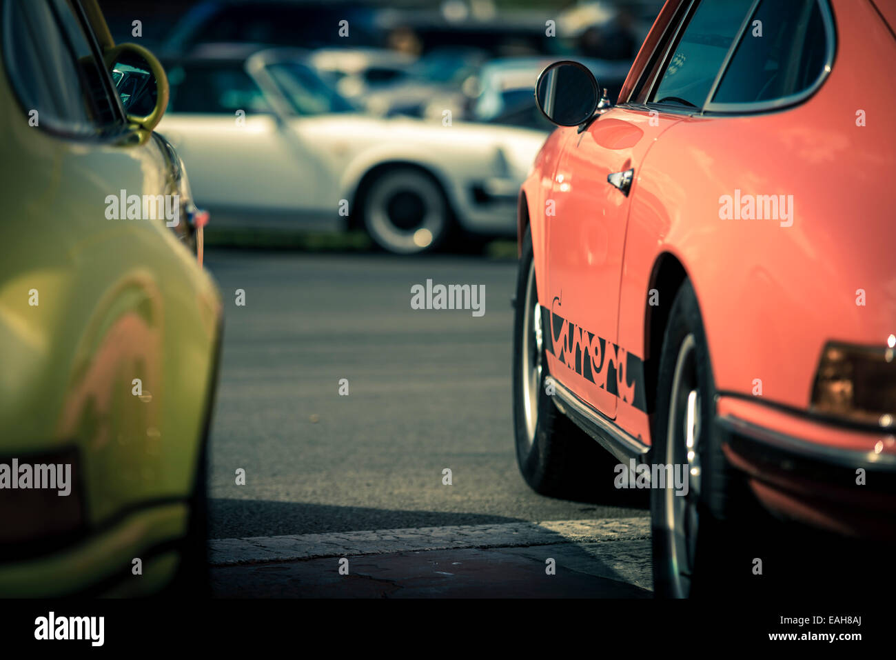 70er jahre autofarben -Fotos und -Bildmaterial in hoher Auflösung – Alamy