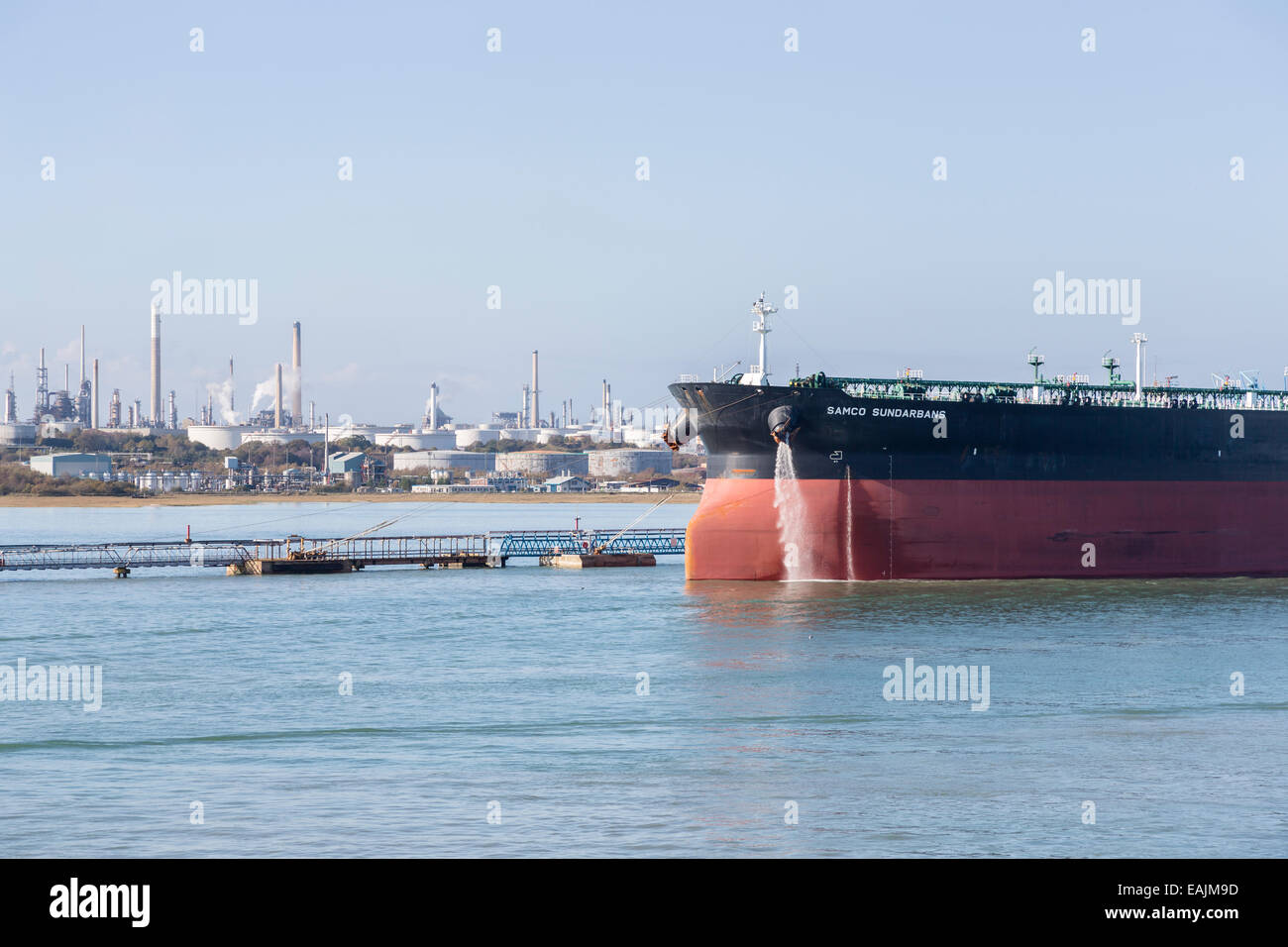 Exxon mobil tanker -Fotos und -Bildmaterial in hoher Auflösung – Alamy