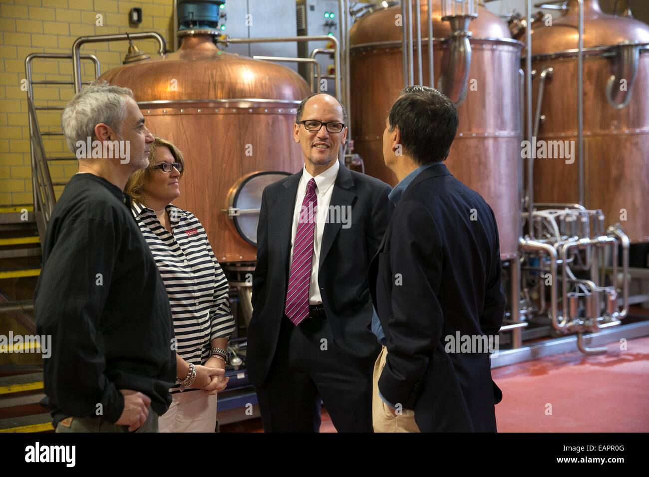US-Arbeitsminister Thomas Perez trifft sich mit Dean Gianocostas die ...