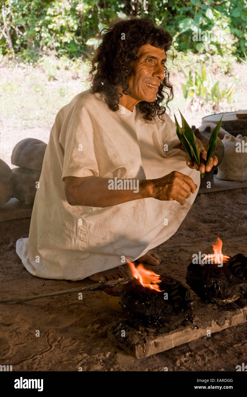 Lacandon people -Fotos und -Bildmaterial in hoher Auflösung – Alamy