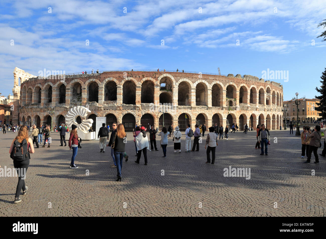 Verona arena amphitheater italy -Fotos und -Bildmaterial in hoher ...