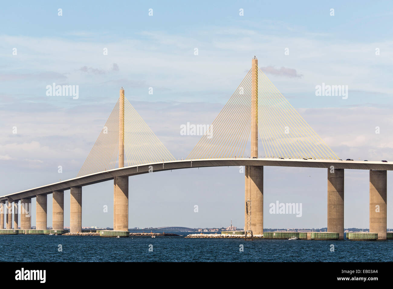 Sky way bridge -Fotos und -Bildmaterial in hoher Auflösung – Alamy