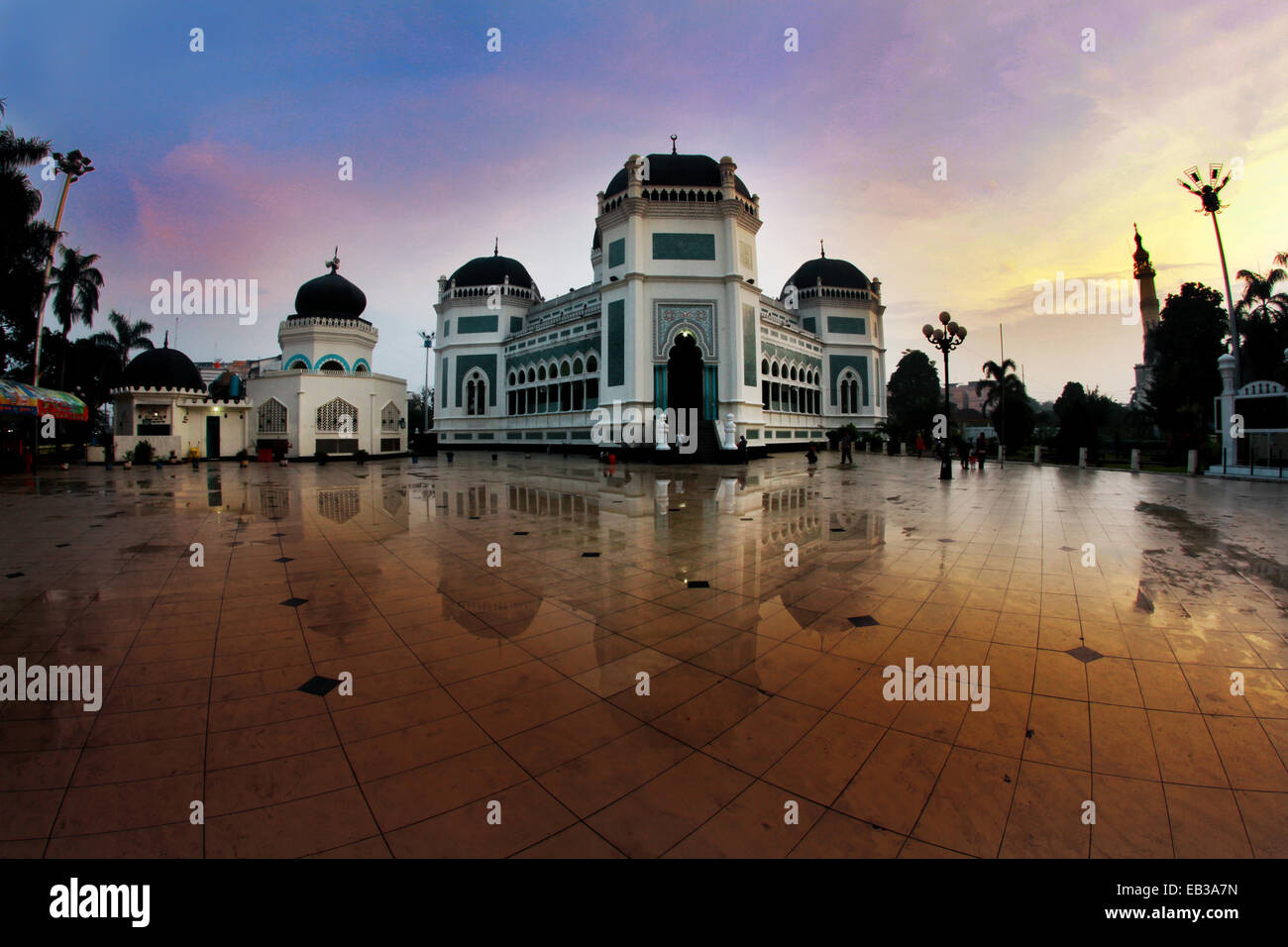 Moschee in sicht -Fotos und -Bildmaterial in hoher Auflösung – Alamy