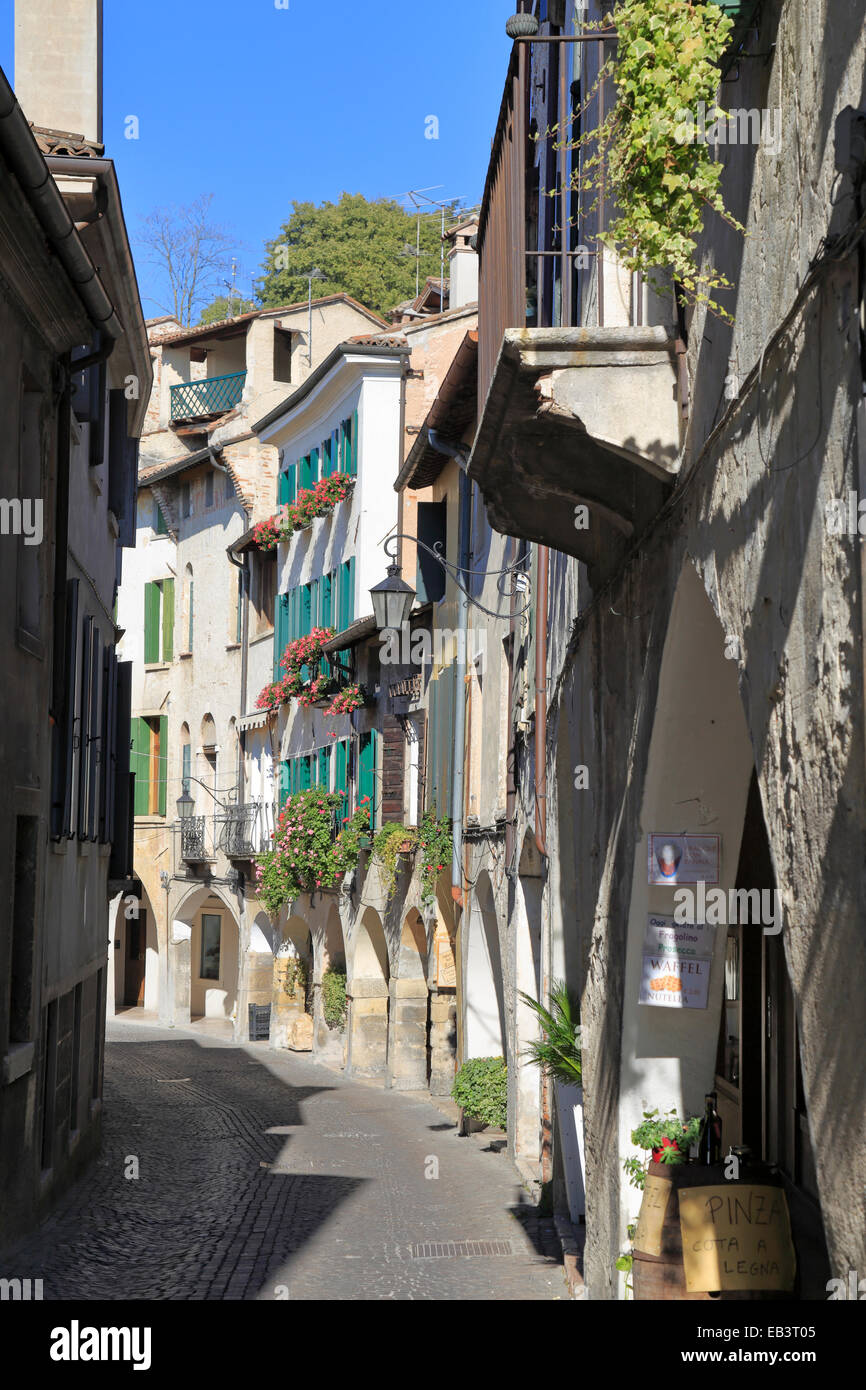 Über Browning Street, Asolo, Italien, Veneto Stockfotografie - Alamy