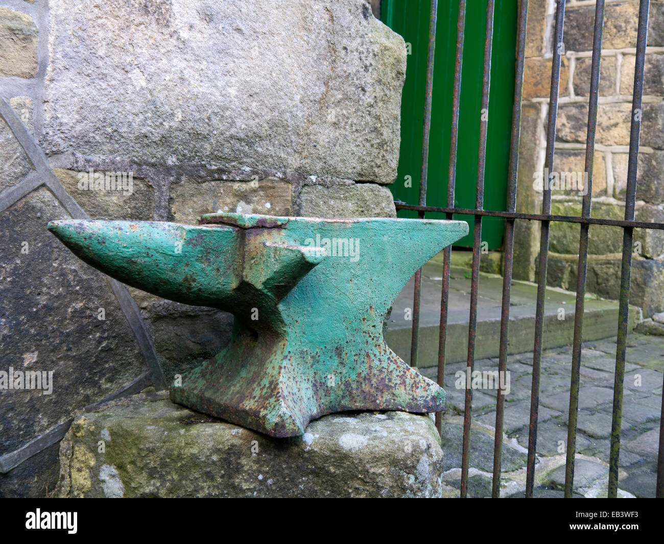 Historischer amboss -Fotos und -Bildmaterial in hoher Auflösung – Alamy