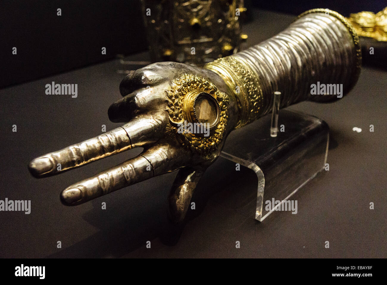 Einzelnes reliquiar -Fotos und -Bildmaterial in hoher Auflösung – Alamy