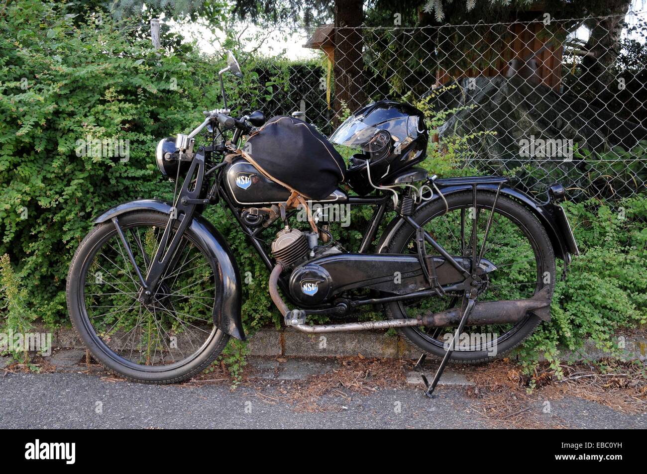 Old nsu motorcycle -Fotos und -Bildmaterial in hoher Auflösung – Alamy