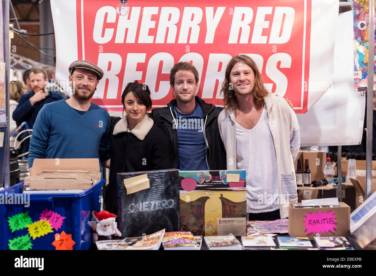 Cherry red records -Fotos und -Bildmaterial in hoher Auflösung – Alamy