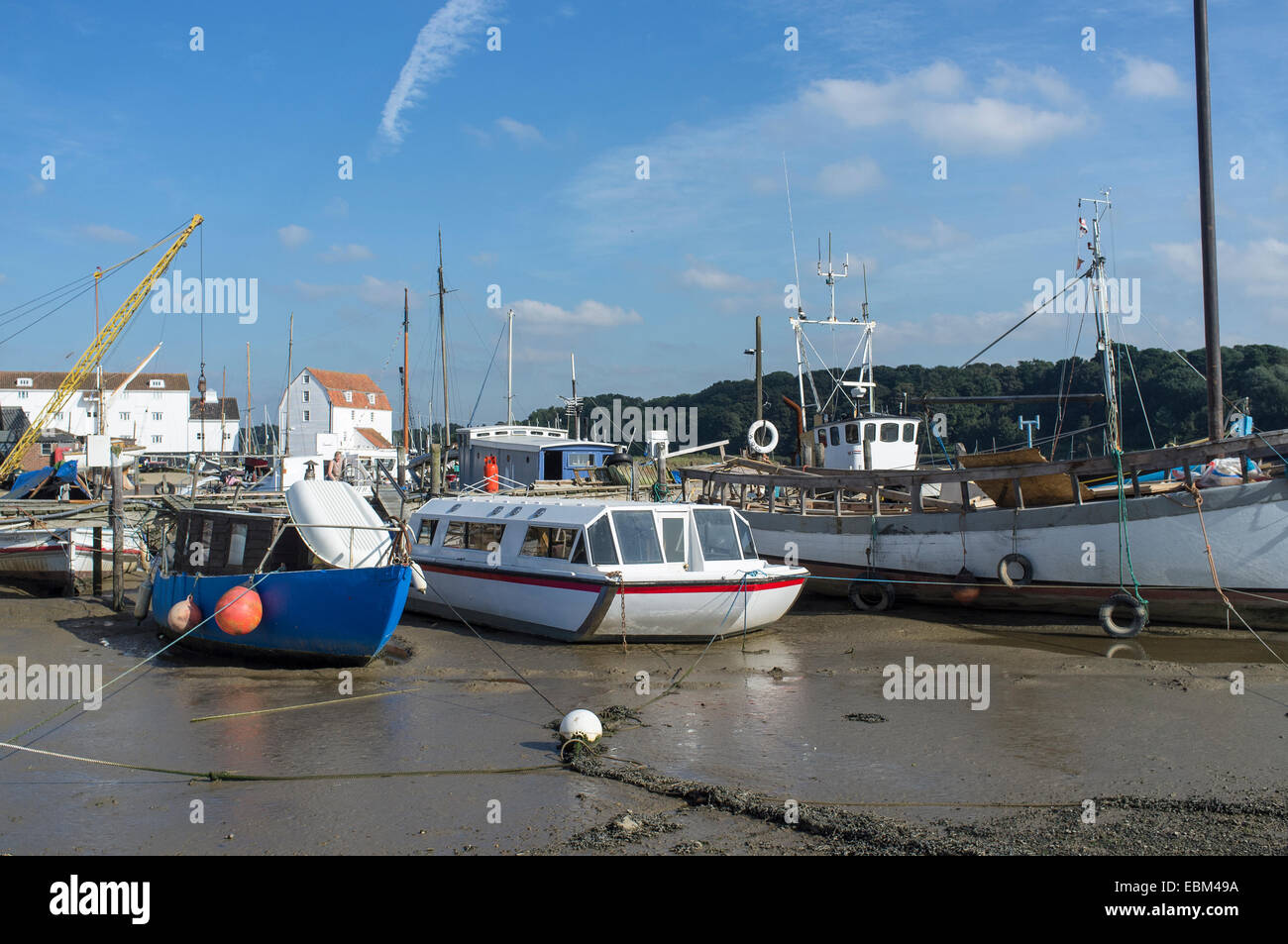Hausboote auf dem River Deben an Woodbridge Suffolk England ...