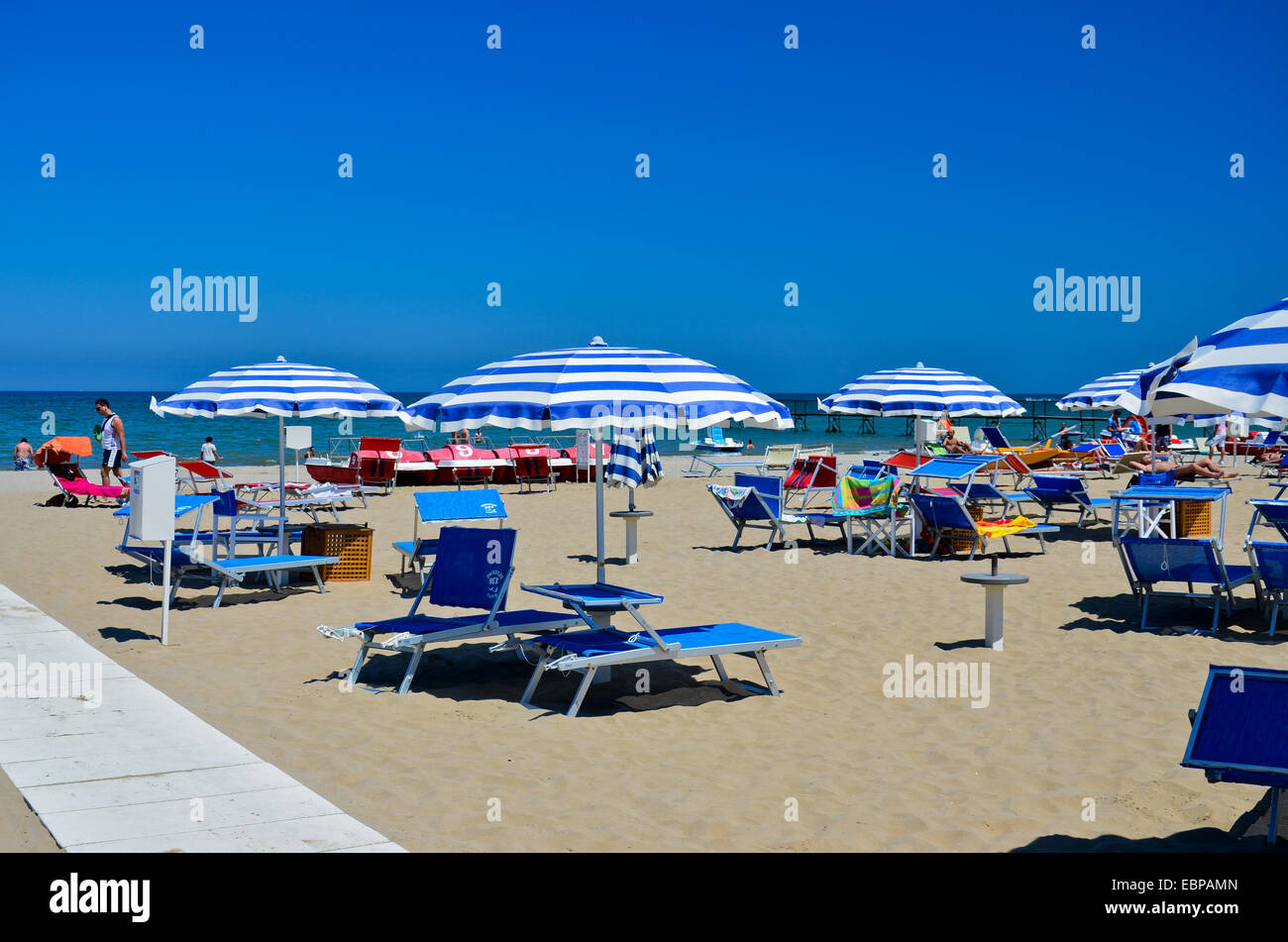 Rimini beach emilia romagna italy -Fotos und -Bildmaterial in hoher ...