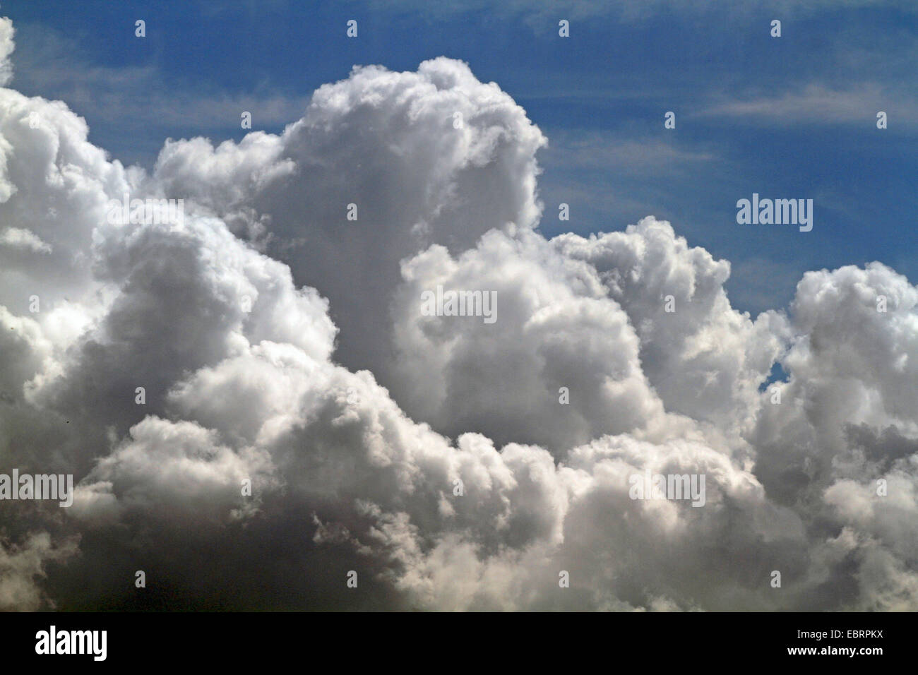 Cumulus nimbus wolken -Fotos und -Bildmaterial in hoher Auflösung – Alamy