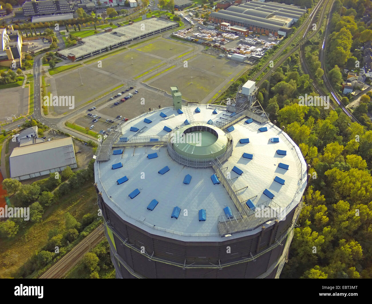 Luftaufnahme zum gasometer oberhausen -Fotos und -Bildmaterial in hoher ...