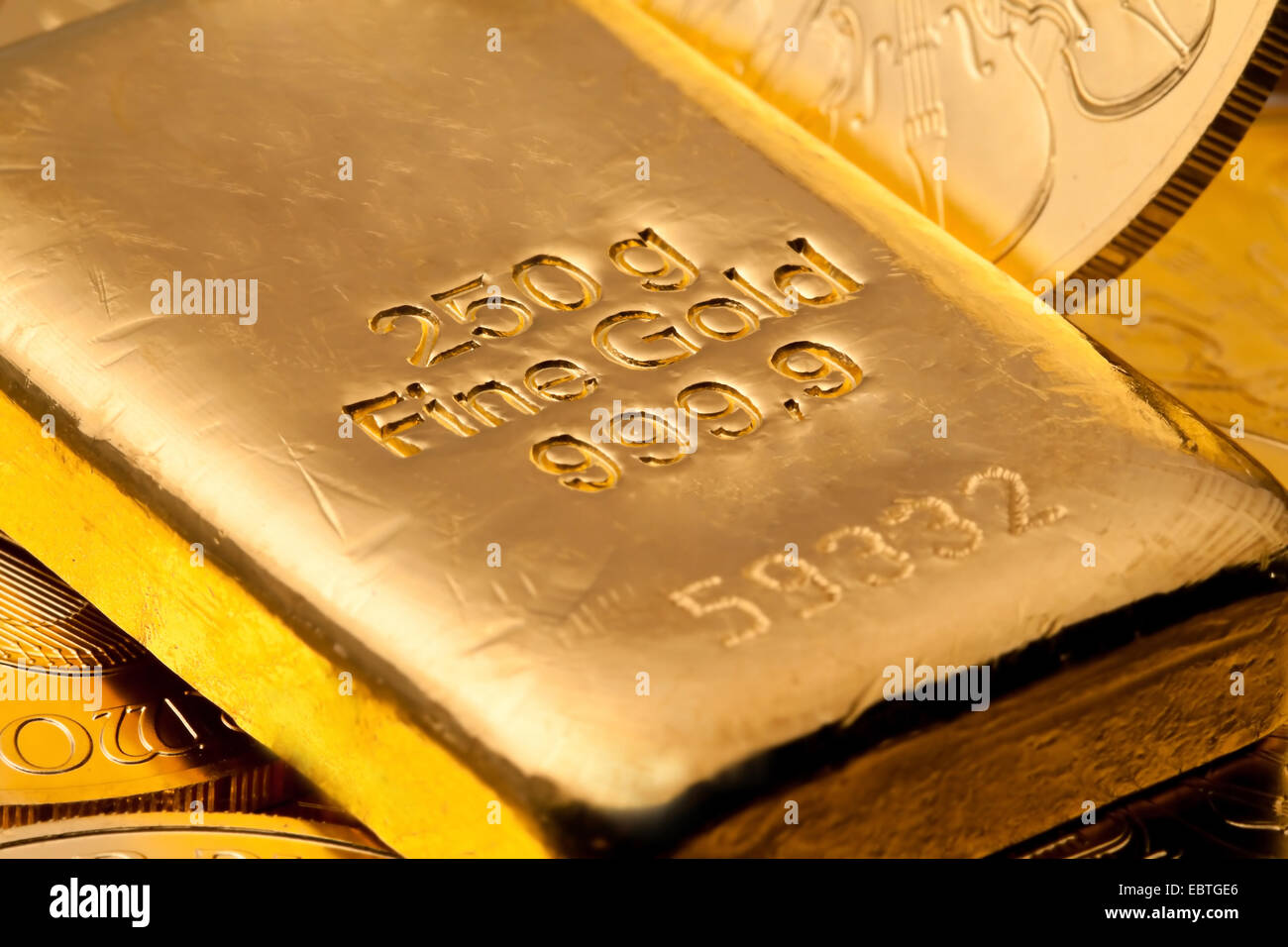 999 feingold -Fotos und -Bildmaterial in hoher Auflösung – Alamy