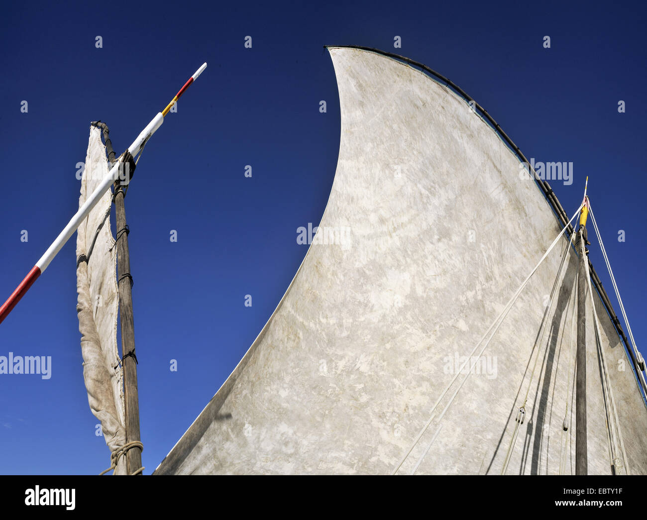 Dhau segelboote -Fotos und -Bildmaterial in hoher Auflösung – Alamy