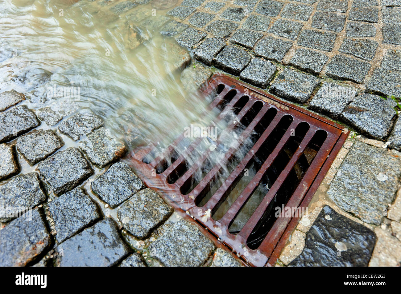 Drain Gully Stockfotos & Drain Gully Bilder - Alamy