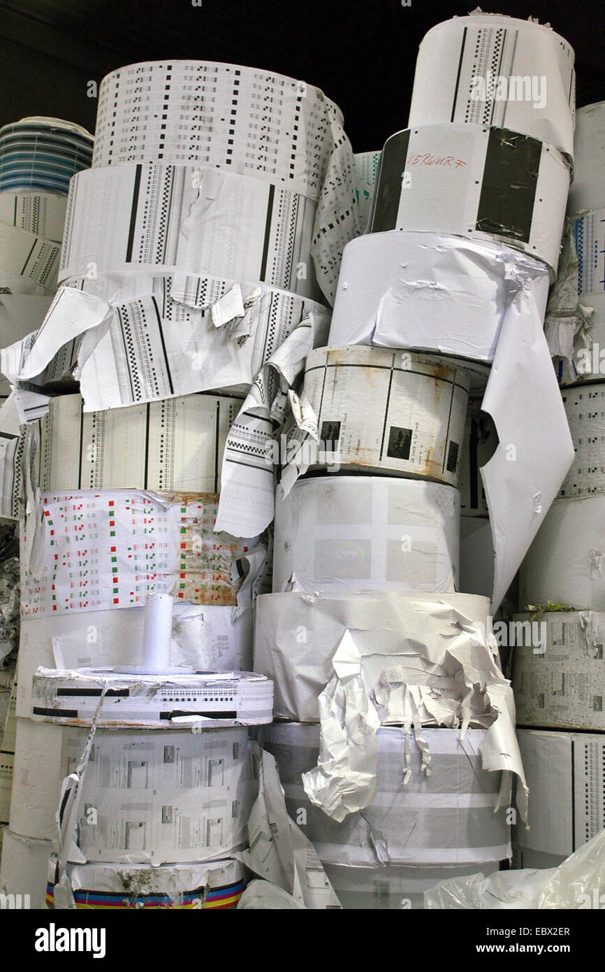 Papier umnutzen -Fotos und -Bildmaterial in hoher Auflösung – Alamy