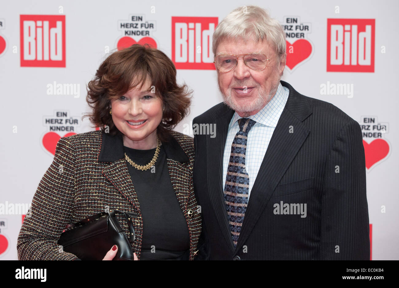 Berlin, Deutschland. 6. Dezember 2014. Schauspieler Hardy Krüger und ...