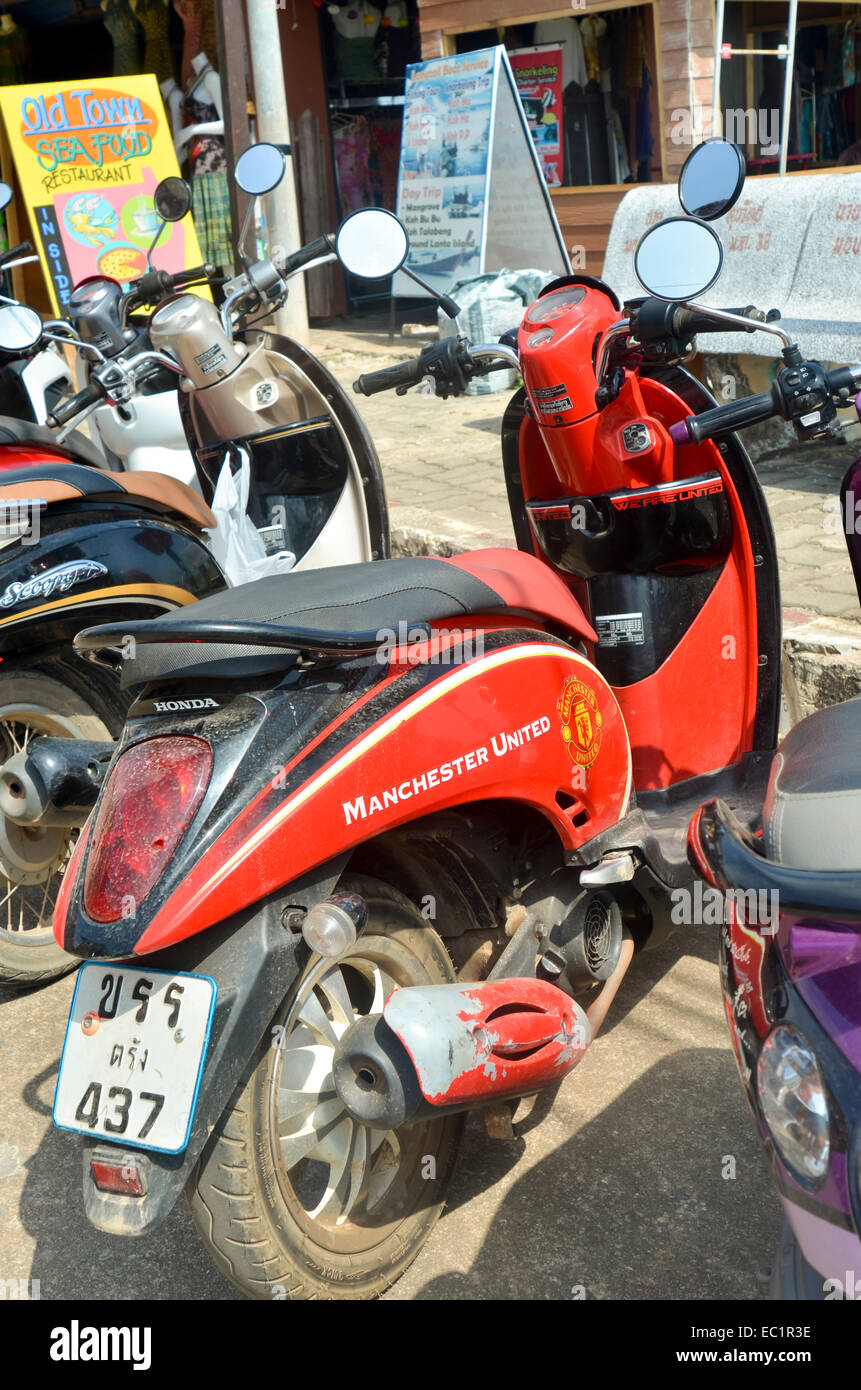 Manchester united logo -Fotos und -Bildmaterial in hoher Auflösung – Alamy