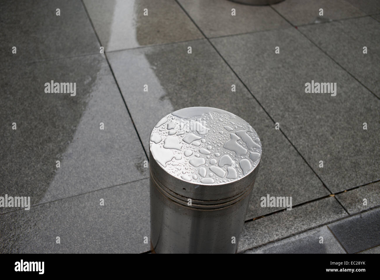 Gebogener poller -Fotos und -Bildmaterial in hoher Auflösung – Alamy