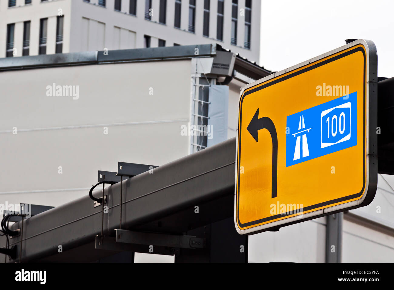 Autobahn symbole -Fotos und -Bildmaterial in hoher Auflösung – Alamy