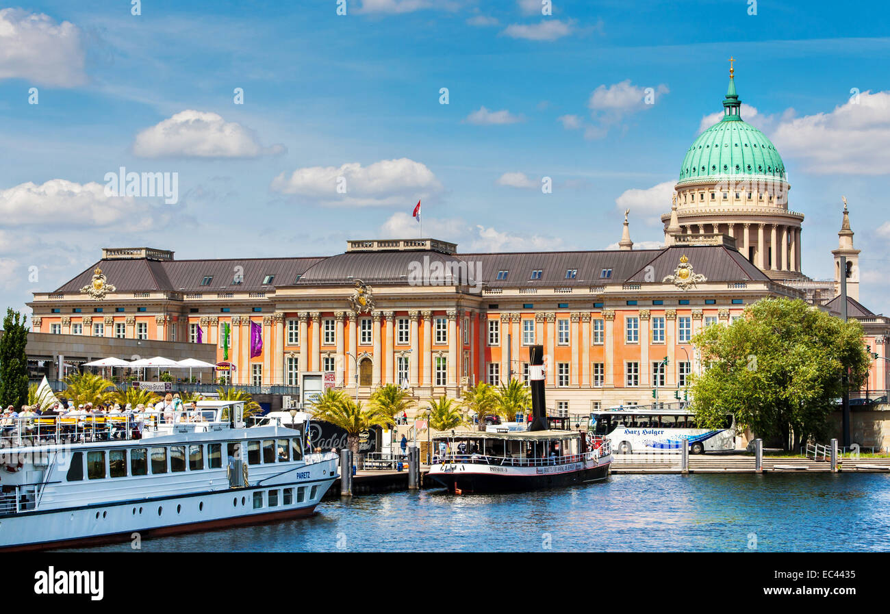 Potsdam fahrt -Fotos und -Bildmaterial in hoher Auflösung – Alamy