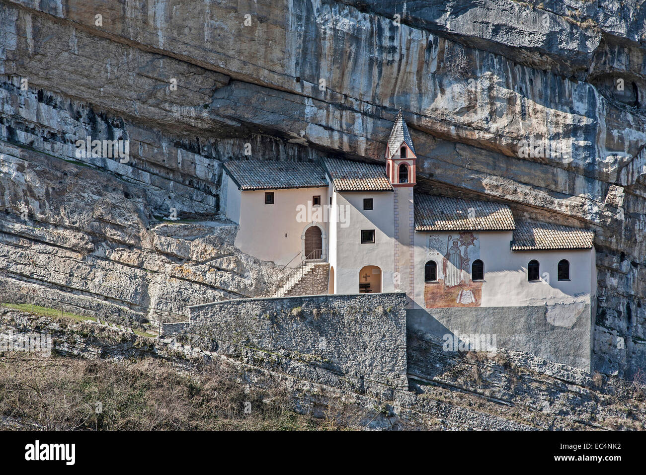 Trentino rovereto san colombano -Fotos und -Bildmaterial in hoher ...
