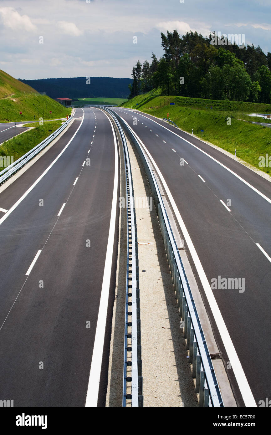 Die neue autobahn in bayern -Fotos und -Bildmaterial in hoher Auflösung ...