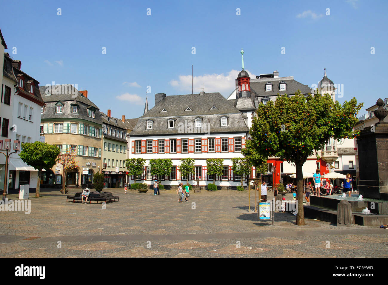 Mayen haus -Fotos und -Bildmaterial in hoher Auflösung – Alamy