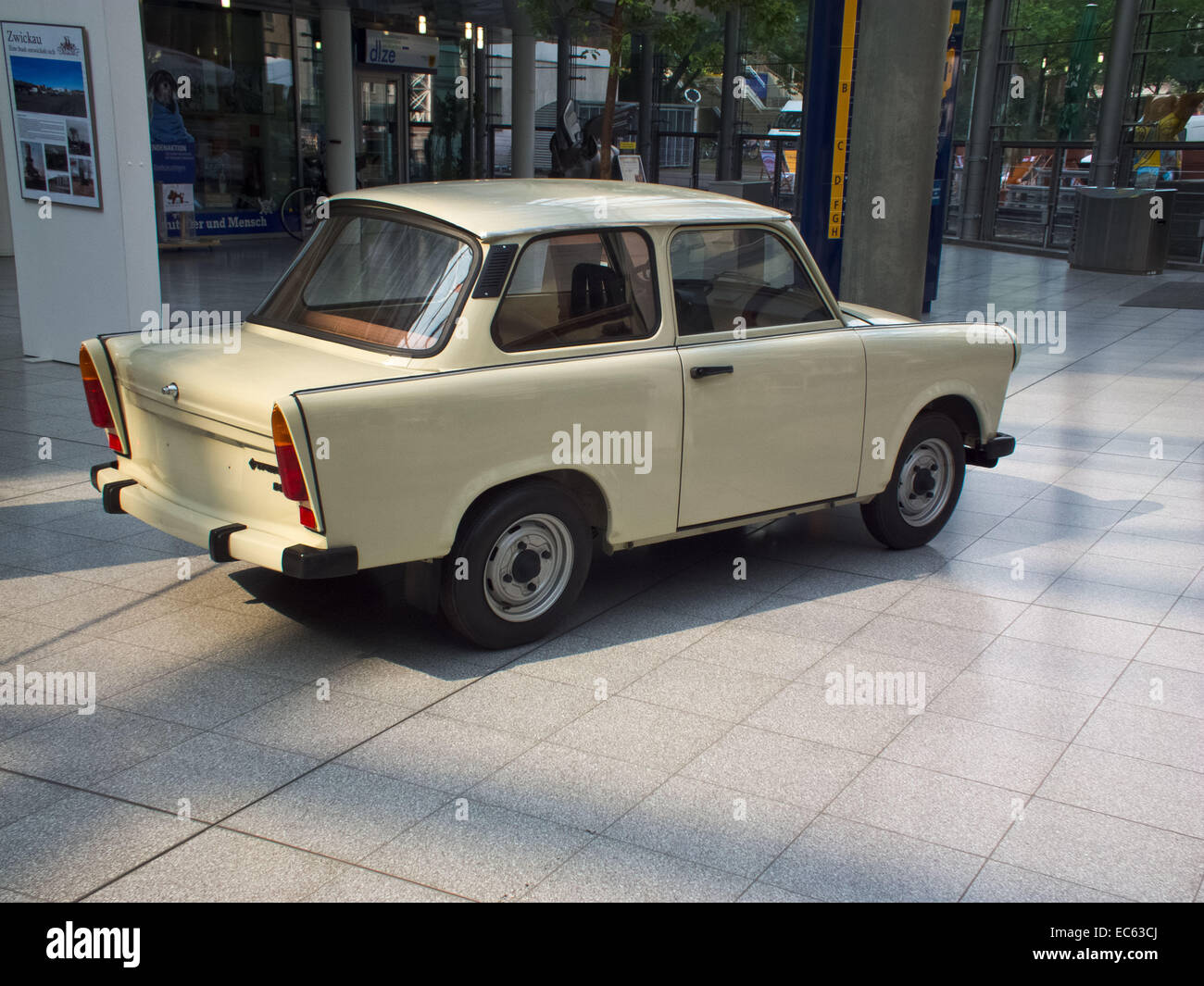 Trabant 601 east german car -Fotos und -Bildmaterial in hoher Auflösung ...