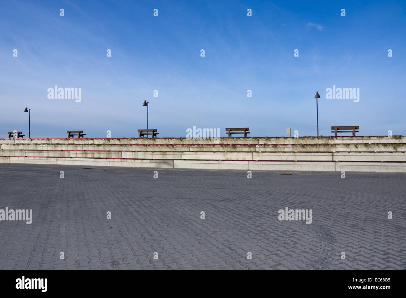 Promenade am Strand Neßmersiel Nessmersiel Gemeinde Dornum Ostfriesland ...