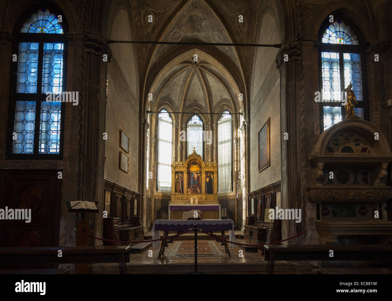 Maria dei frari -Fotos und -Bildmaterial in hoher Auflösung - Seite 3 - Alamy