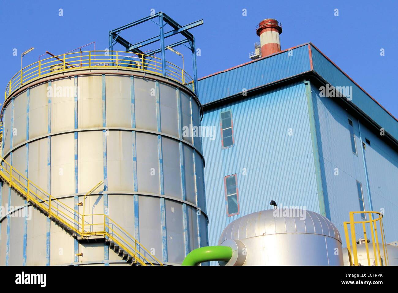 Chemical factory italy -Fotos und -Bildmaterial in hoher Auflösung – Alamy