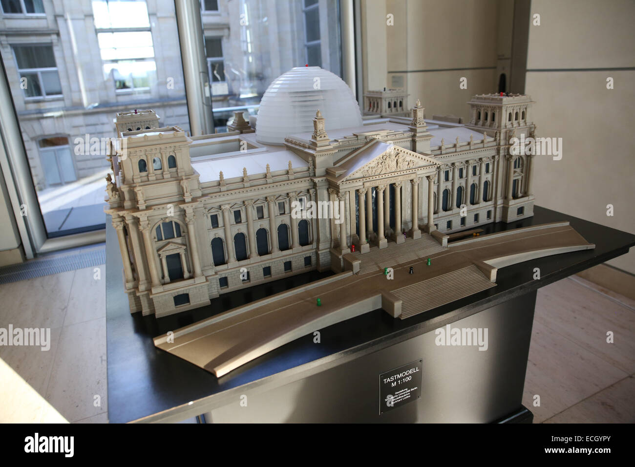 Maqueta de edificio -Fotos und -Bildmaterial in hoher Auflösung – Alamy