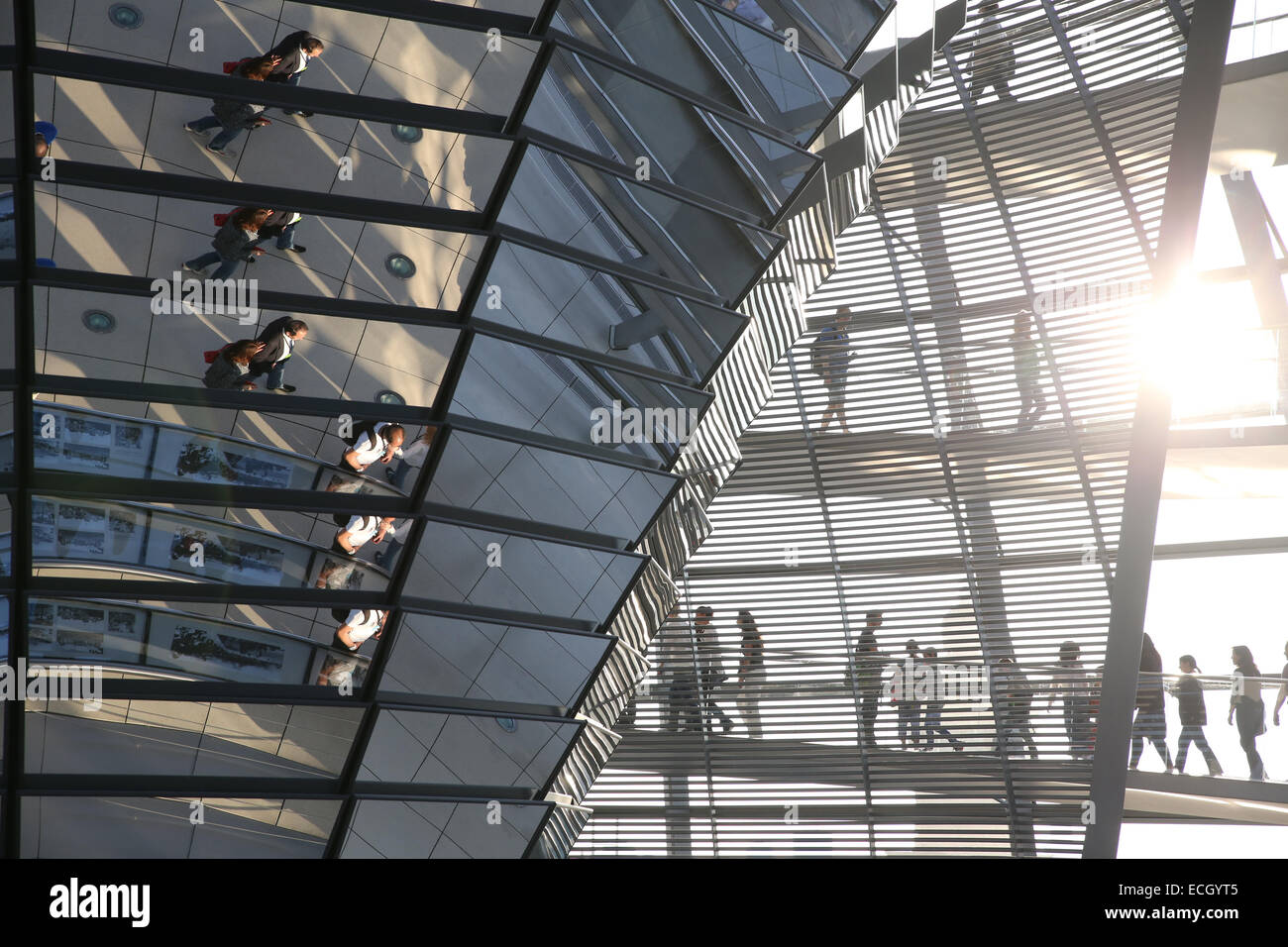 Reichstag kuppel -Fotos und -Bildmaterial in hoher Auflösung – Alamy