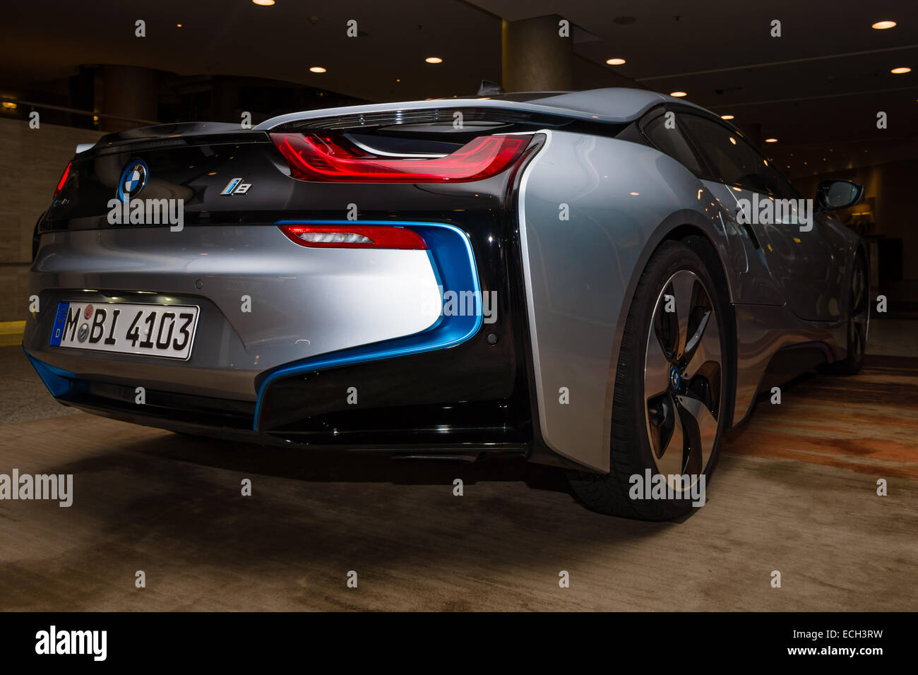 Bmw shipping -Fotos und -Bildmaterial in hoher Auflösung – Alamy