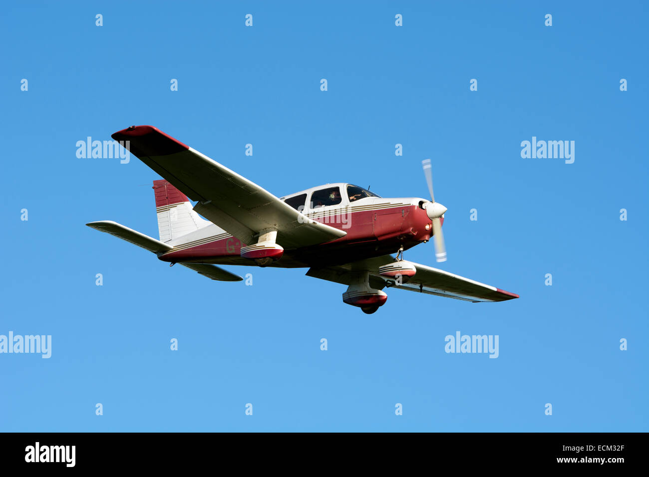 Piper pa 28 krieger -Fotos und -Bildmaterial in hoher Auflösung – Alamy