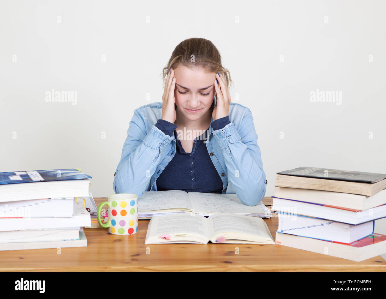 Schule lernen -Fotos und -Bildmaterial in hoher Auflösung – Alamy