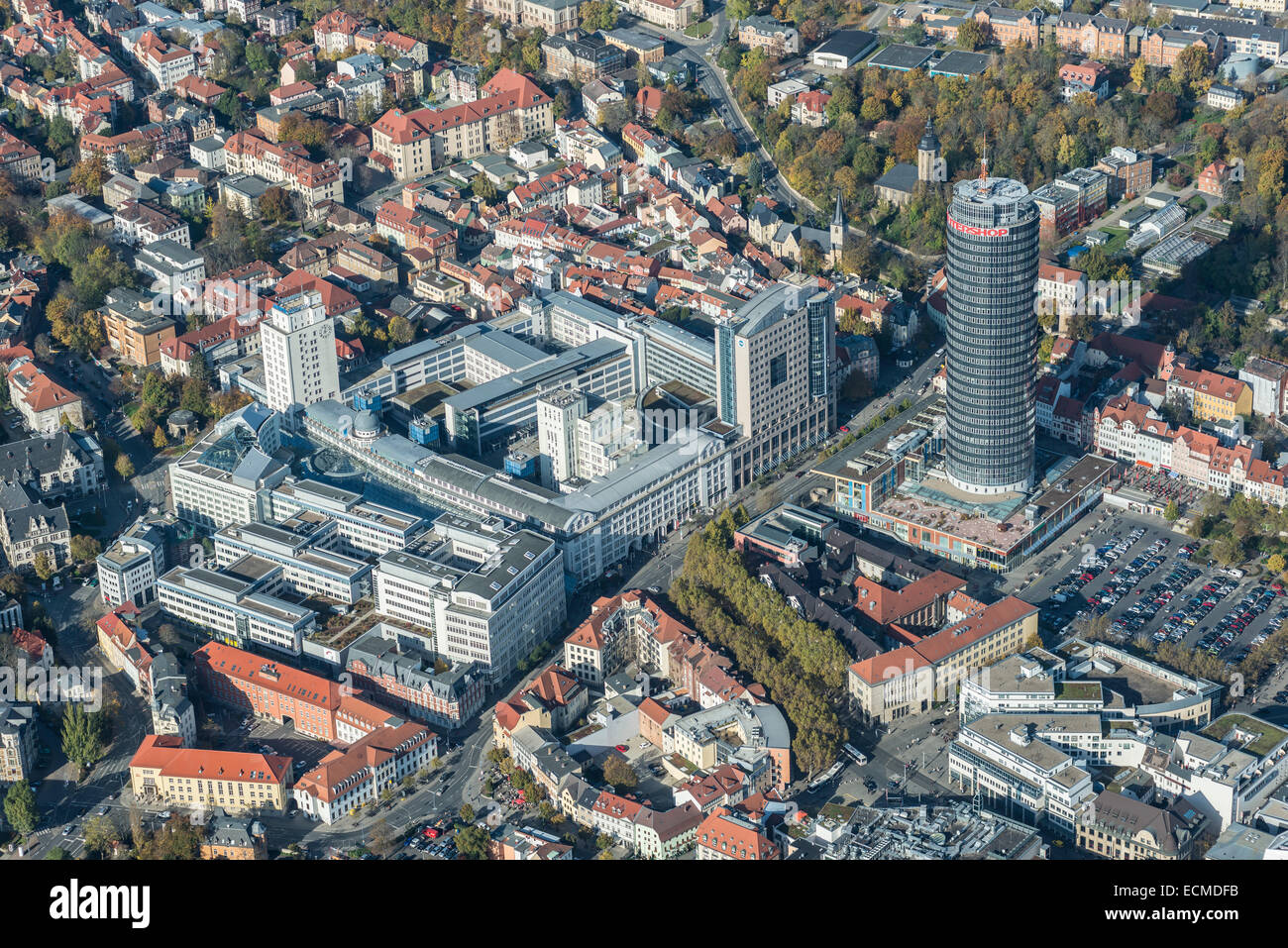 Innenstadt mit Jentower, Jenoptik Unternehmen und Goethegalerie ...