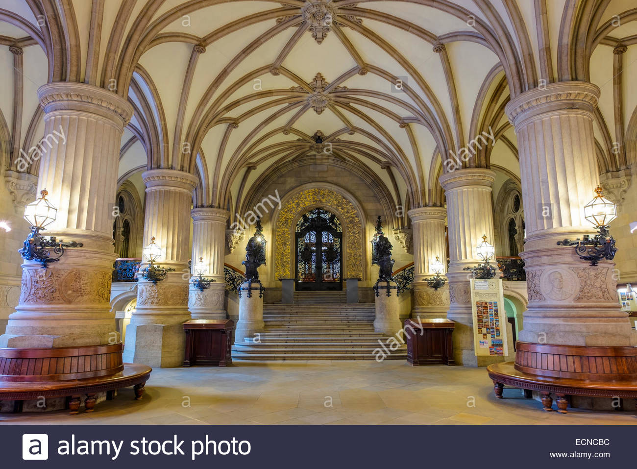 Inside Rathaus Stockfotos & Inside Rathaus Bilder - Alamy