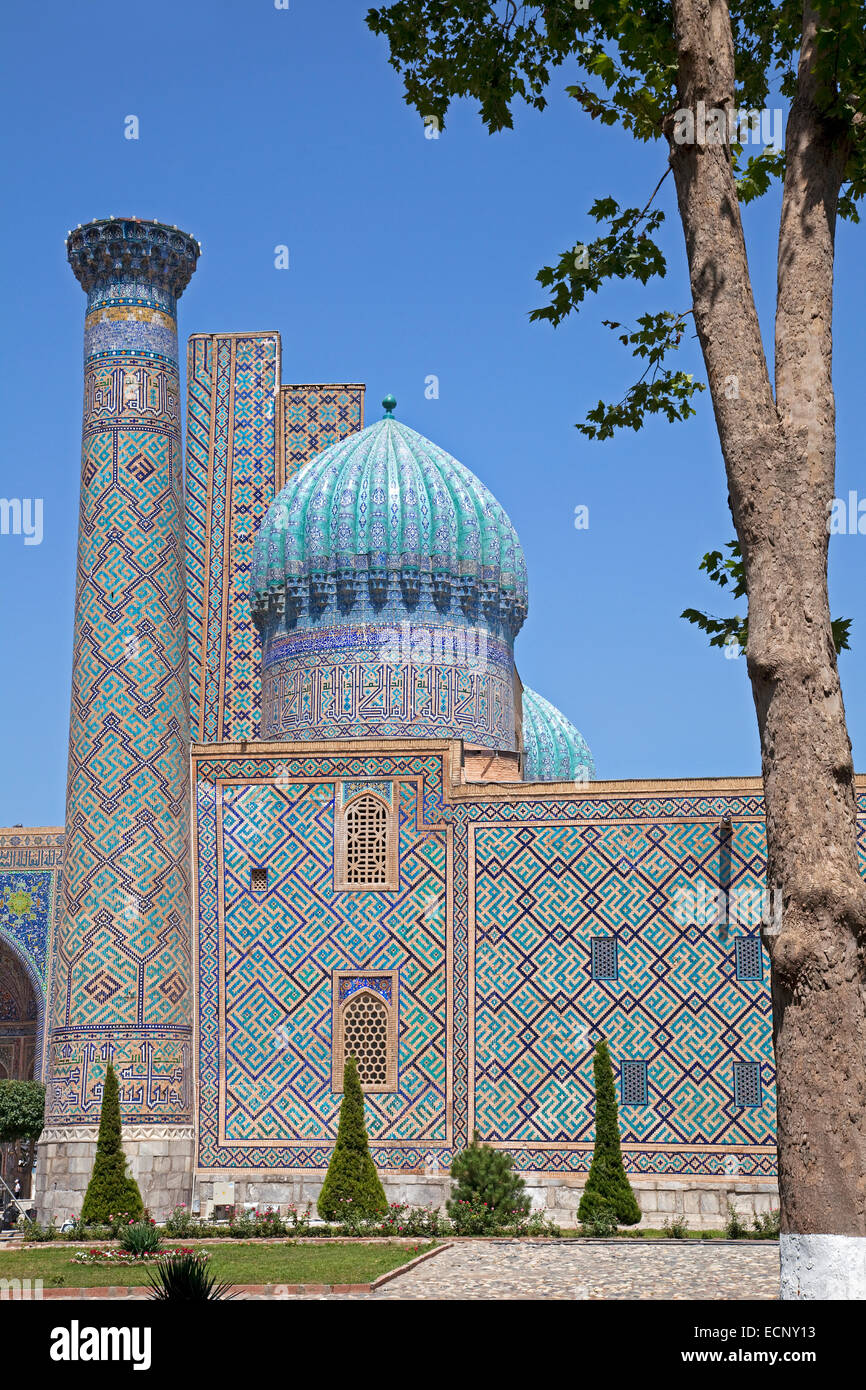 Sherdor madrasa -Fotos und -Bildmaterial in hoher Auflösung – Alamy