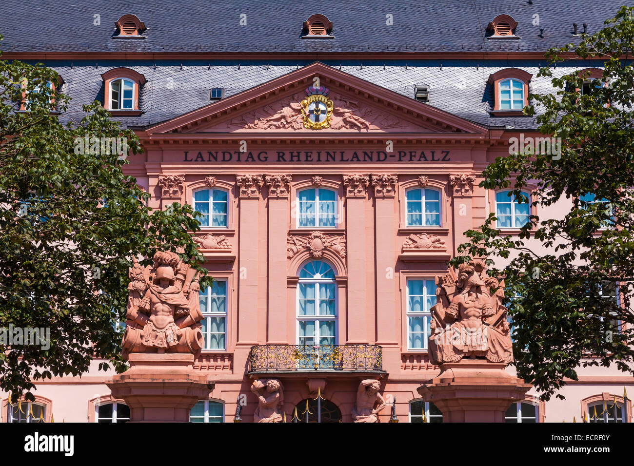 State governement -Fotos und -Bildmaterial in hoher Auflösung – Alamy