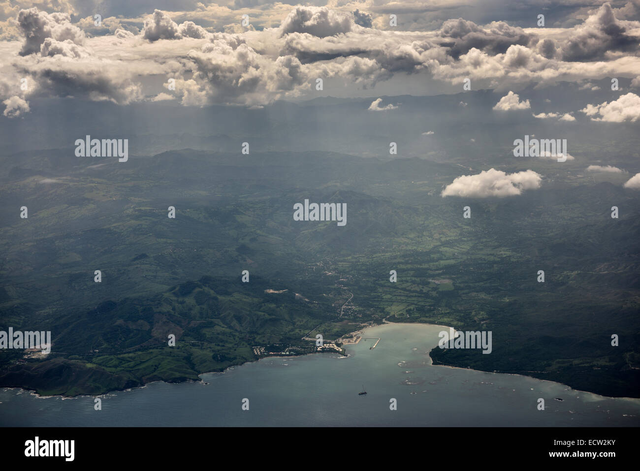 Luftbild von Maimon Bay Cruise Ship Terminal und Riu Resorts ...