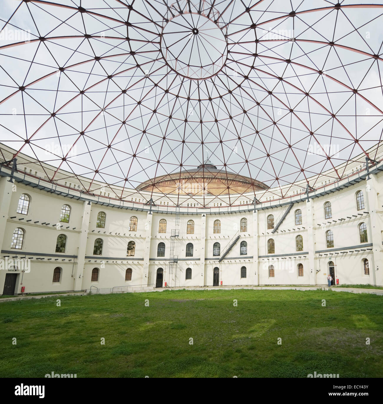 Arena am panometer a leipzig -Fotos und -Bildmaterial in hoher ...