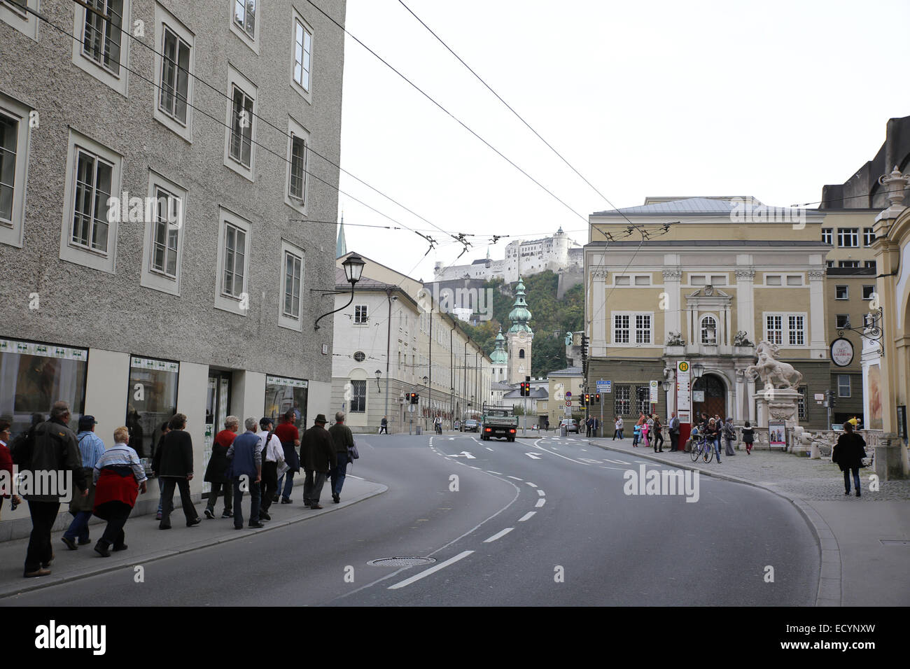 Alte stadt straße -Fotos und -Bildmaterial in hoher Auflösung – Alamy