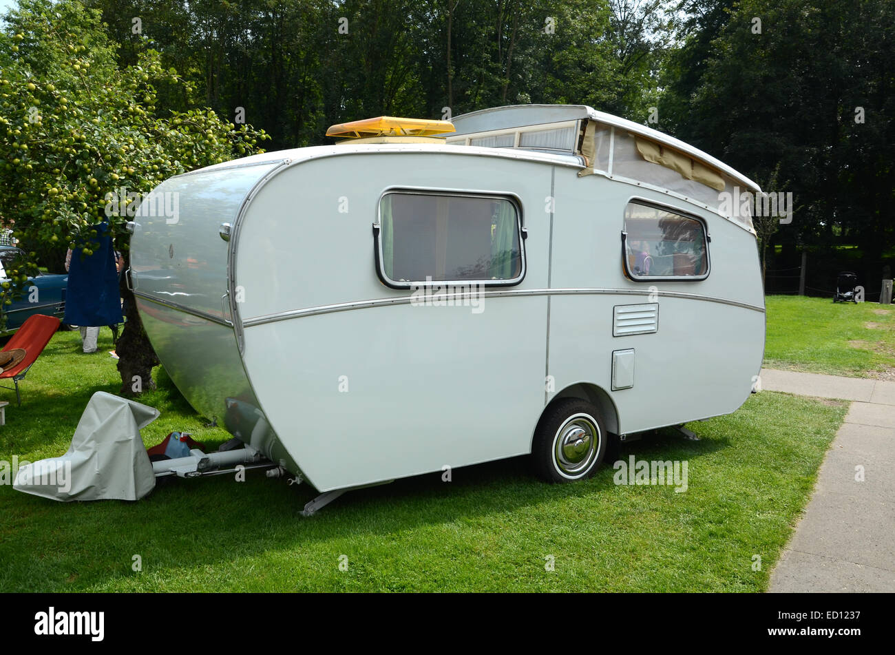 nostalgische Dethleffs Wohnwagen bei Classic Days 2014, Schloss Dyck ...